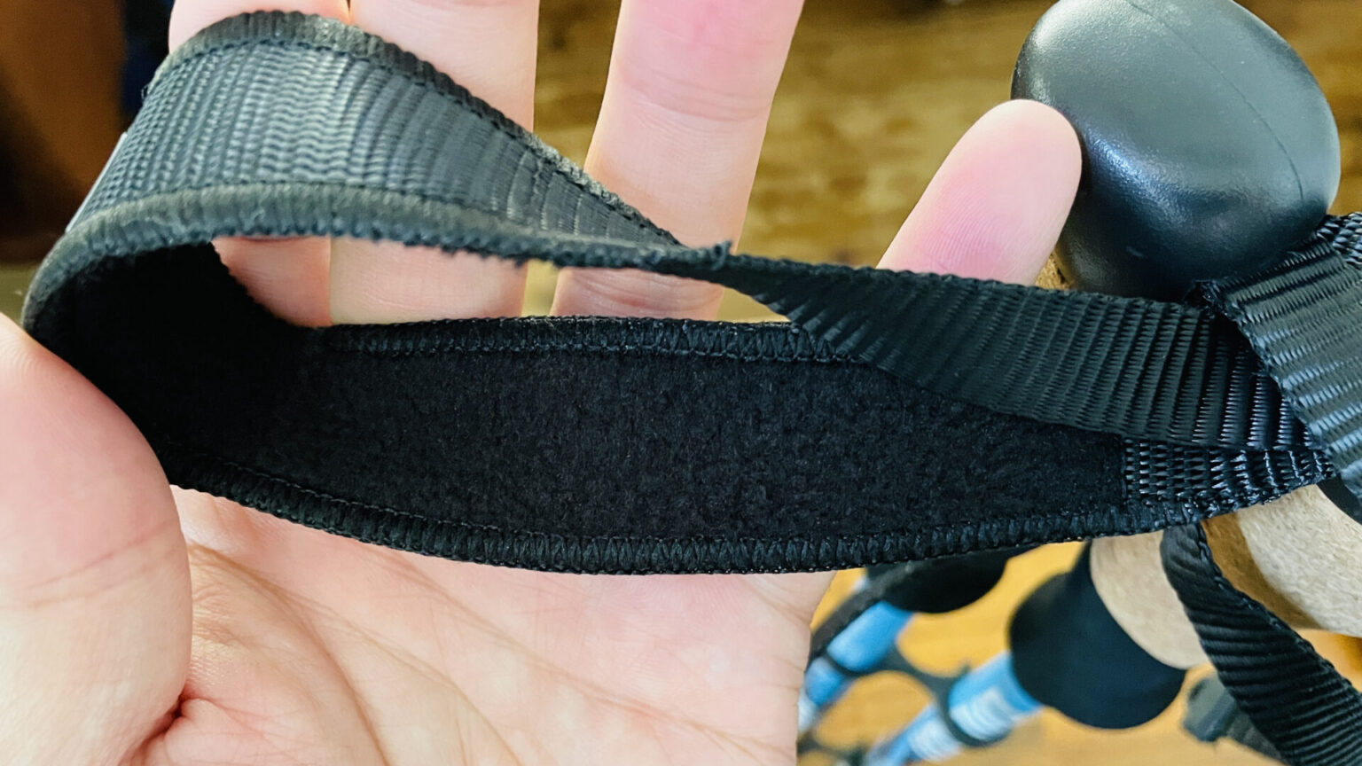 【コスパ・機能充実】DABADA(ダバダ)トレッキングポールをレビュー | うちのアレコレ